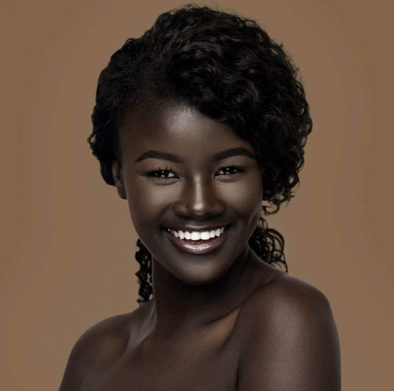7 pessoas com cores de pele únicas